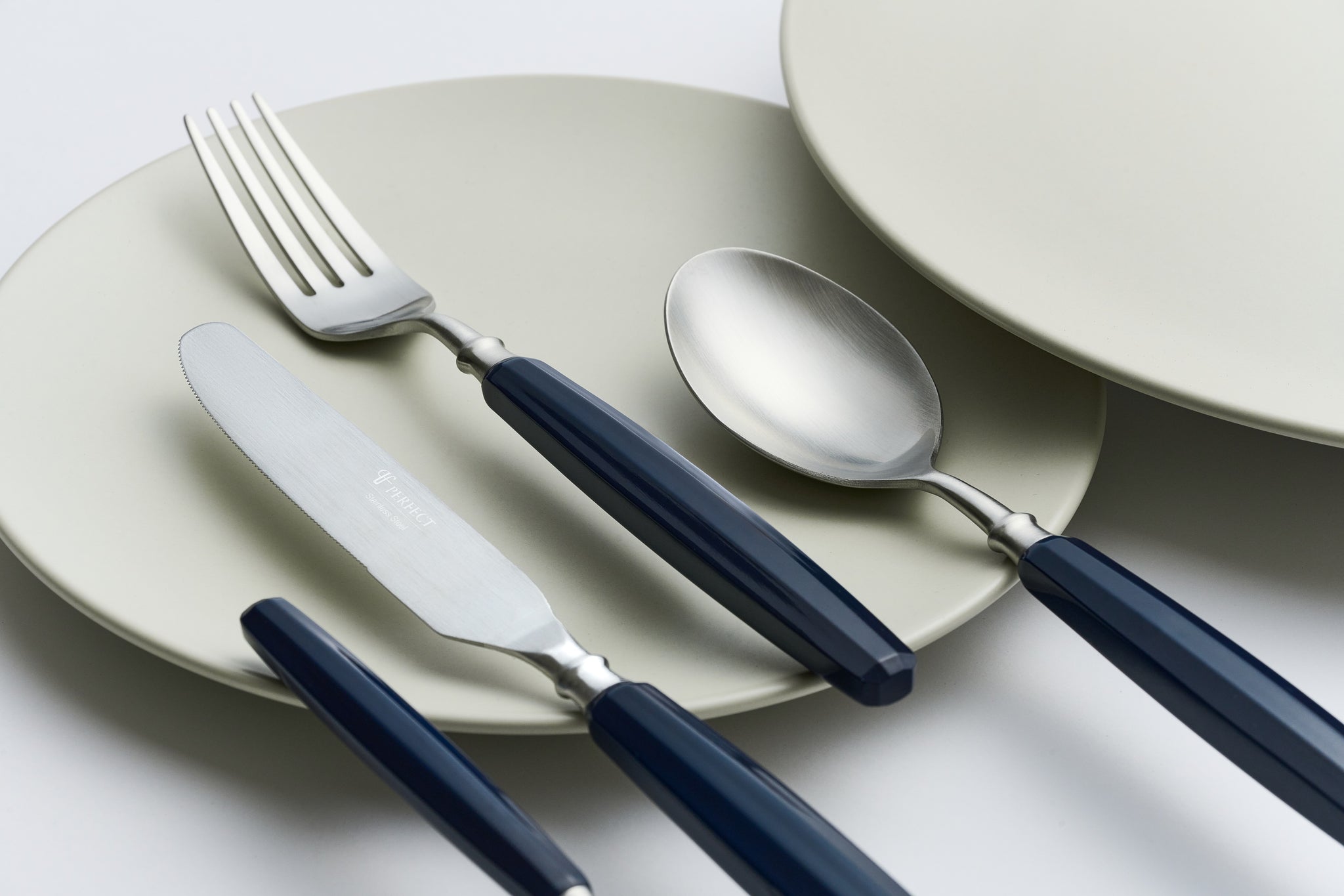 Perfect Tableware – PF Perfect